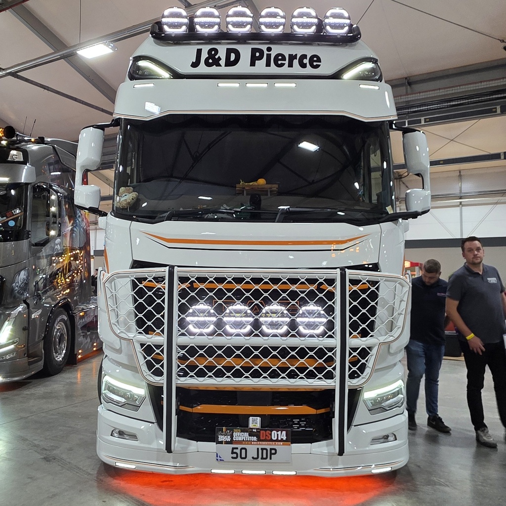 Bumper Spoiler for DAF NGD XF/XG/XG+ | Type 1 | 5 Lightholes | Nedking